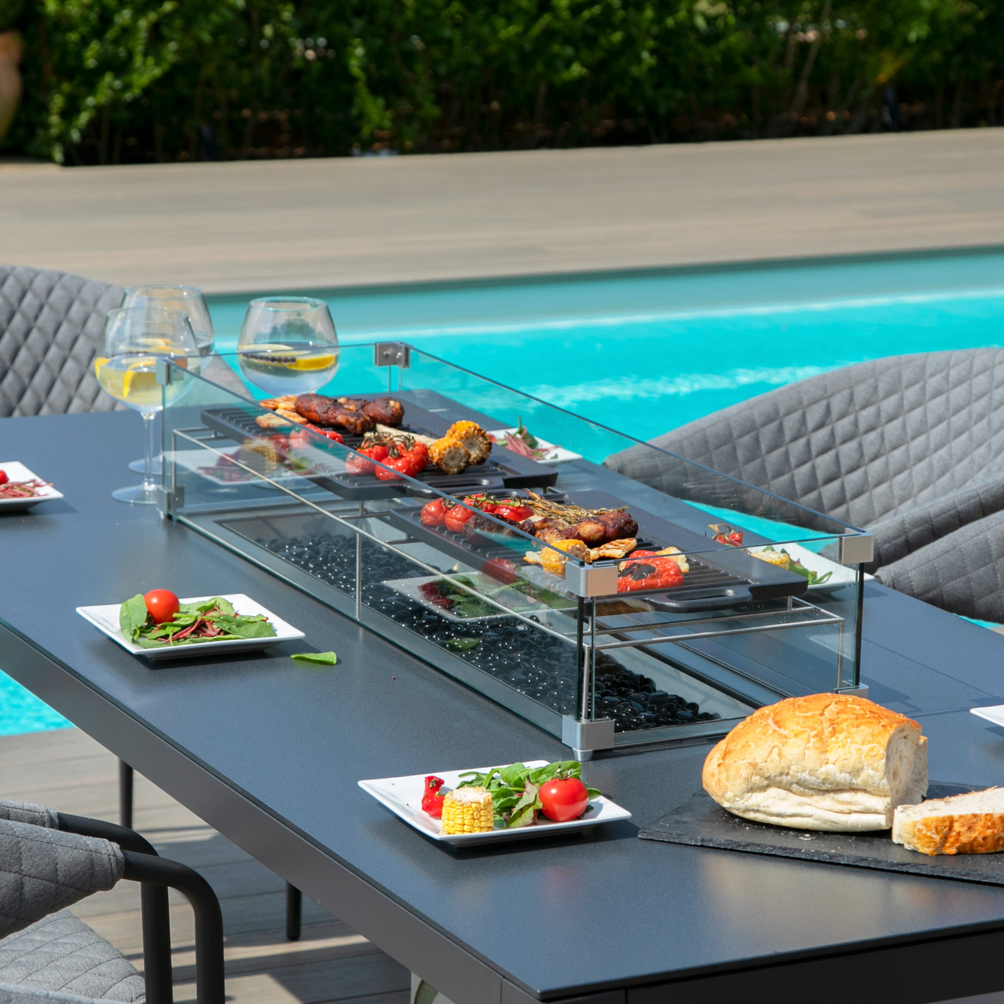 Pebble 8 Seat Rectangular Dining Set – Fire Pit Table / Flanelle